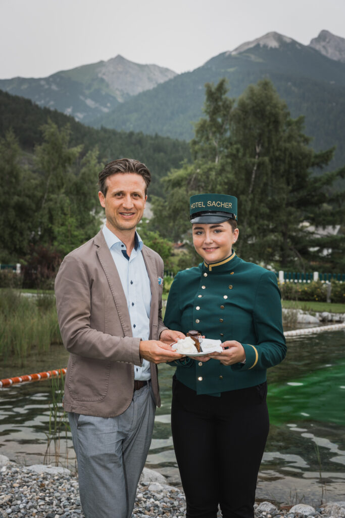 Bergauf mit Cultour auf der bezauberndsten Seebühne im Alpin Resort ...